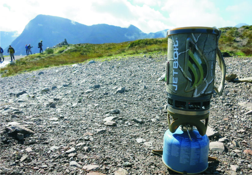 Jetboil Flash vs Zip: Which One is The Best Stove for Outdoor Use ...