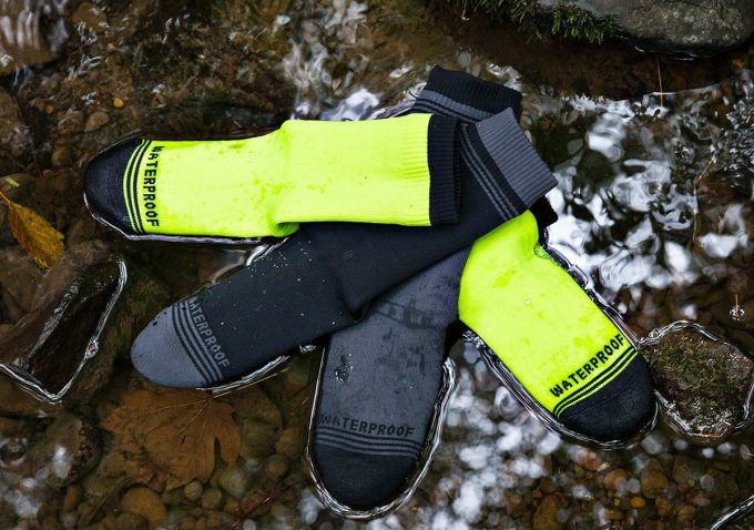 Best Waterproof Socks: Expert’s Buying Advice and Top Picks Reviews